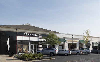 The Promenade Shops at Evergreen Walk ::: South Windsor ::: CT