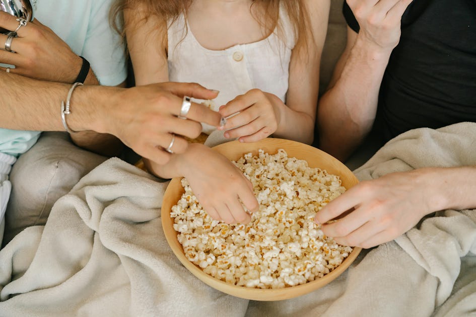 The Mall at Partridge Creek ::: The Ultimate Guide to Hosting a Cozy ...