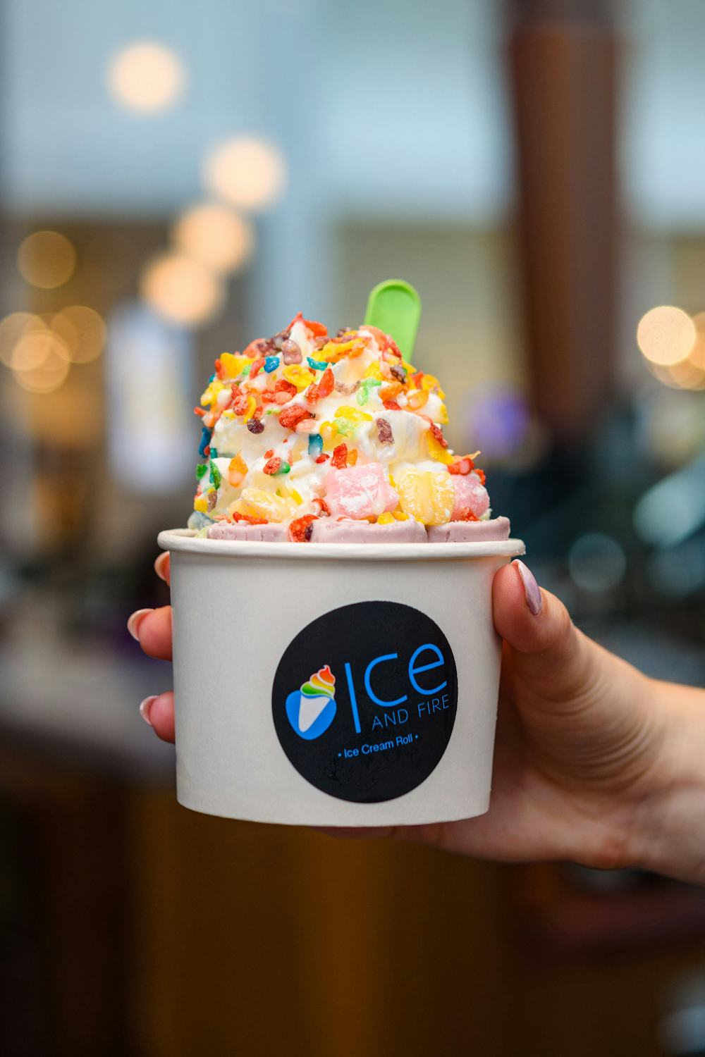 Connecticut Post Mall ::: Store ::: Ice & Fire Rolled Ice Cream